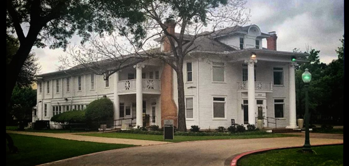 Life at Timberlawn – Jeremy Wade Delle